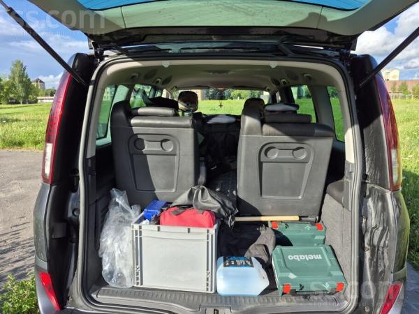 Pelēks Renault Espace 2011 Jelgava, ar dzinēja tilpumu 2.00 L un nobraukumu 324 tūkst. km par 5000 €, foto 10 vietnē AUTOMOTO.COM.LV