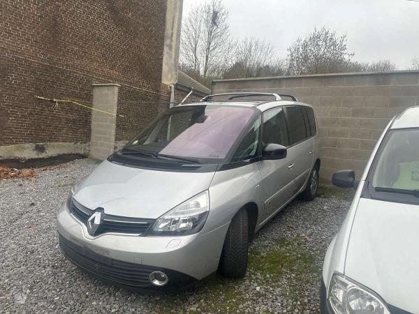 Pelēks Renault Espace 2013 Viļņa, ar dzinēja tilpumu 2.00 L un nobraukumu 297 tūkst. km par 2950 €, foto 1 vietnē AUTOMOTO.COM.LV