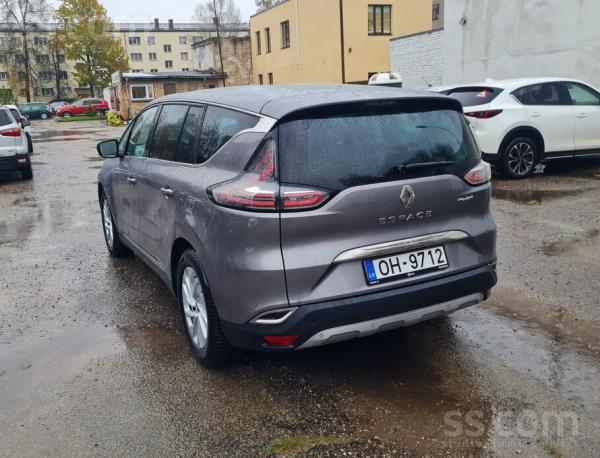 Grey Renault Espace 2015 in Jelgava, with an engine capacity of 1.60 L and mileage of 0 thousand km for 9690 €, photo 7 on AUTOMOTO.COM.LV