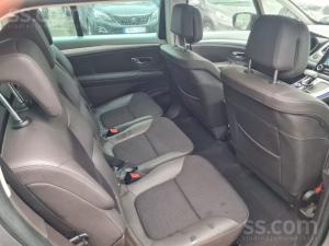 Grey Renault Espace 2015 in Jelgava, with an engine capacity of 1.60 L and mileage of 0 thousand km for 9690 €, photo 17 on AUTOMOTO.COM.LV