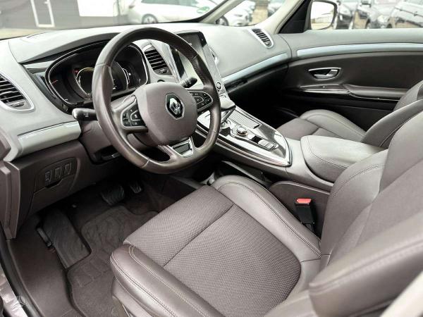 Pelēks Renault Espace 2015 Telšiai, ar dzinēja tilpumu 1.60 L un nobraukumu 189 tūkst. km par 11500 €, foto 11 vietnē AUTOMOTO.COM.LV