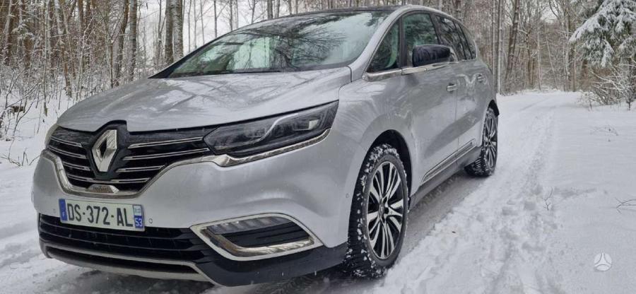Pelēks Renault Espace 2015 Viļņa, ar dzinēja tilpumu 1.60 L un nobraukumu 236 tūkst. km par 10200 €, foto 2 vietnē AUTOMOTO.COM.LV