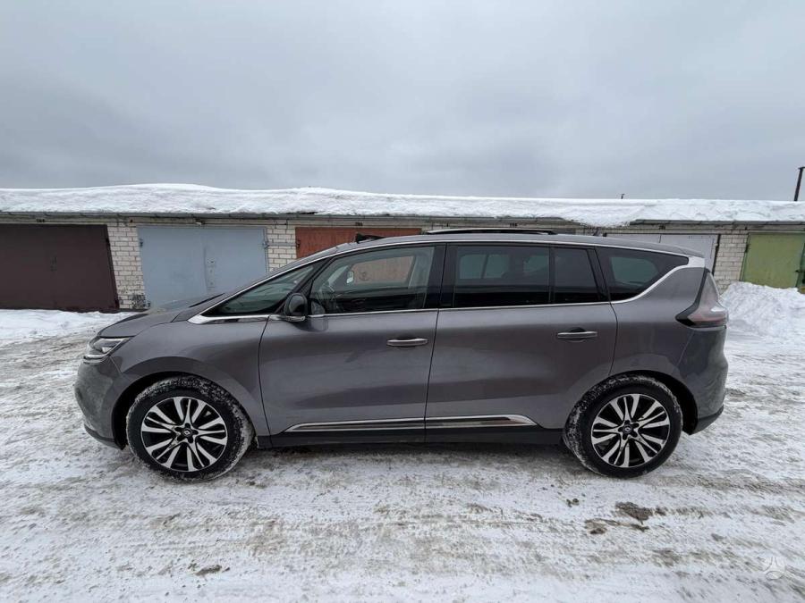 Grey Renault Espace 2015 in Kaunas, with an engine capacity of 1.60 L and mileage of 197 thousand km for 9900 €, photo 2 on AUTOMOTO.COM.LV