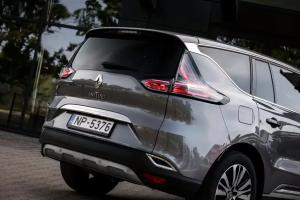 Pelēks Renault Espace 2015 Jelgava, ar dzinēja tilpumu 1.60 L un nobraukumu 175 tūkst. km par 14390 €, foto 9 vietnē AUTOMOTO.COM.LV