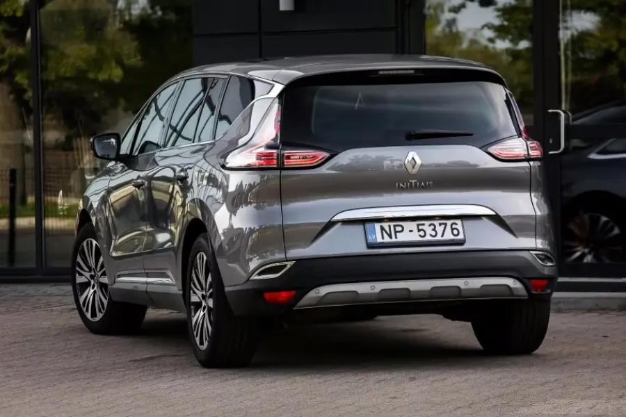 Pelēks Renault Espace 2015 Jelgava, ar dzinēja tilpumu 1.60 L un nobraukumu 175 tūkst. km par 14390 €, foto 11 vietnē AUTOMOTO.COM.LV