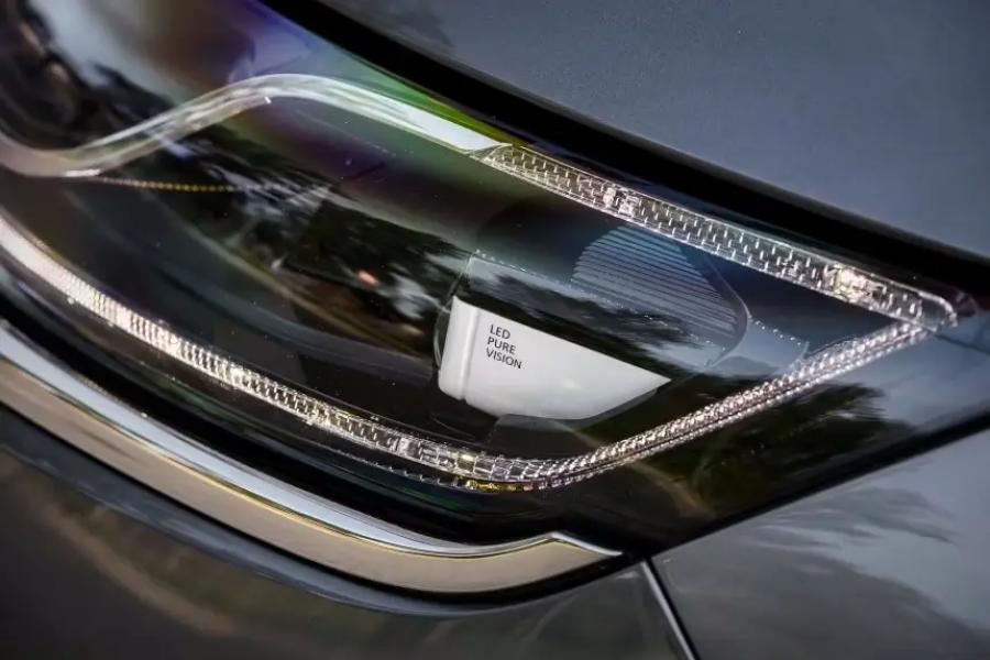 Pelēks Renault Espace 2015 Jelgava, ar dzinēja tilpumu 1.60 L un nobraukumu 175 tūkst. km par 14390 €, foto 13 vietnē AUTOMOTO.COM.LV