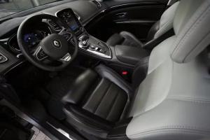 Pelēks Renault Espace 2015 Jelgava, ar dzinēja tilpumu 1.60 L un nobraukumu 175 tūkst. km par 14390 €, foto 25 vietnē AUTOMOTO.COM.LV