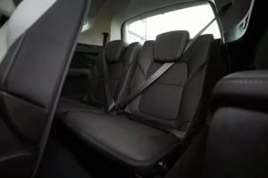 Pelēks Renault Espace 2015 Jelgava, ar dzinēja tilpumu 1.60 L un nobraukumu 175 tūkst. km par 14390 €, foto 28 vietnē AUTOMOTO.COM.LV