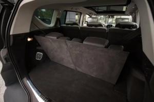 Pelēks Renault Espace 2015 Jelgava, ar dzinēja tilpumu 1.60 L un nobraukumu 175 tūkst. km par 14390 €, foto 30 vietnē AUTOMOTO.COM.LV