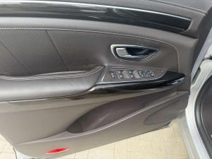 Grey Renault Espace 2015 in Taurage, with an engine capacity of 1.60 L and mileage of 199 thousand km for 7600 €, photo 13 on AUTOMOTO.COM.LV
