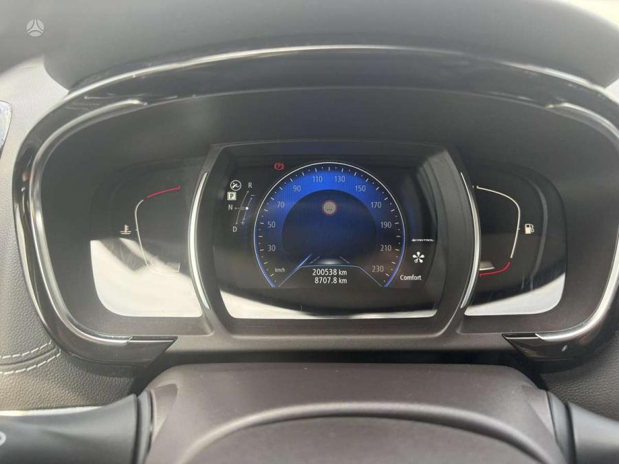 Grey Renault Espace 2015 in Taurage, with an engine capacity of 1.60 L and mileage of 199 thousand km for 7600 €, photo 19 on AUTOMOTO.COM.LV