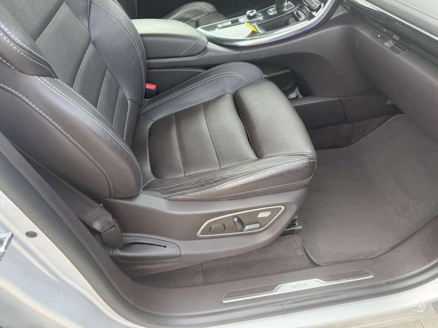 Grey Renault Espace 2015 in Taurage, with an engine capacity of 1.60 L and mileage of 199 thousand km for 7600 €, photo 29 on AUTOMOTO.COM.LV