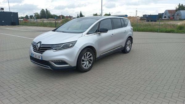 Pelēks Renault Espace 2015 Tauragė, ar dzinēja tilpumu 1.60 L un nobraukumu 216 tūkst. km par 6000 €, foto 1 vietnē AUTOMOTO.COM.LV