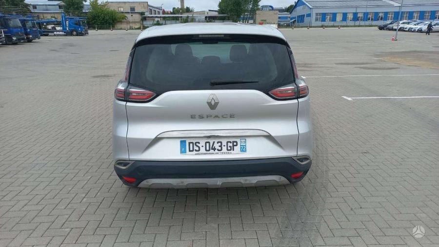 Pelēks Renault Espace 2015 Tauragė, ar dzinēja tilpumu 1.60 L un nobraukumu 216 tūkst. km par 6000 €, foto 6 vietnē AUTOMOTO.COM.LV