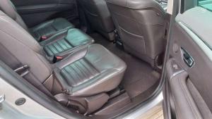 Pelēks Renault Espace 2015 Tauragė, ar dzinēja tilpumu 1.60 L un nobraukumu 216 tūkst. km par 6000 €, foto 11 vietnē AUTOMOTO.COM.LV