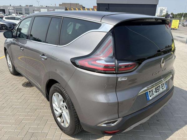 Grey Renault Espace 2015 in Taurage, with an engine capacity of 1.60 L and mileage of 240 thousand km for 7800 €, photo 7 on AUTOMOTO.COM.LV