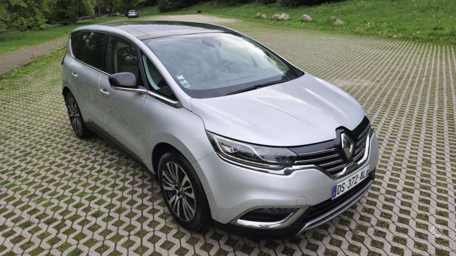 Pelēks Renault Espace 2015 Viļņa, ar dzinēja tilpumu 1.60 L un nobraukumu 244 tūkst. km par 9800 €, foto 4 vietnē AUTOMOTO.COM.LV