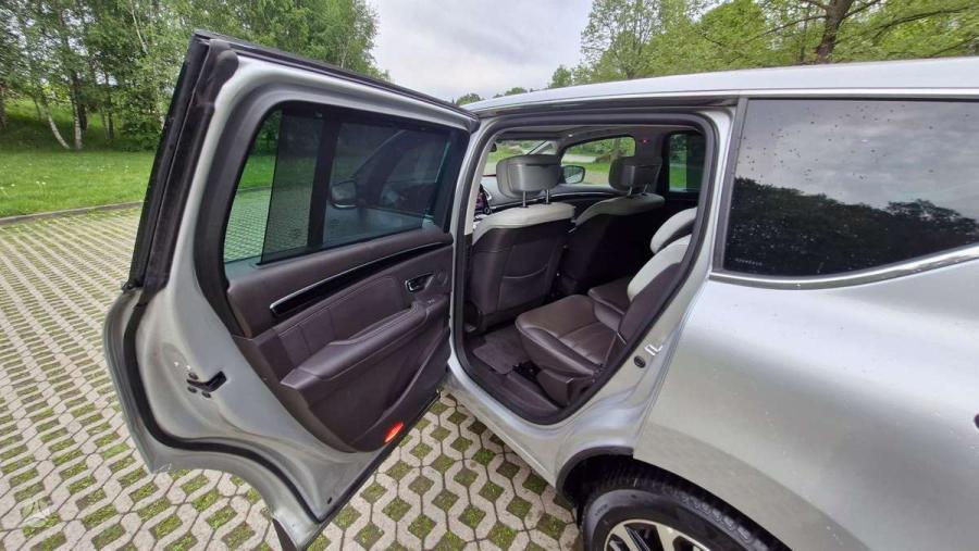 Pelēks Renault Espace 2015 Viļņa, ar dzinēja tilpumu 1.60 L un nobraukumu 244 tūkst. km par 9800 €, foto 21 vietnē AUTOMOTO.COM.LV