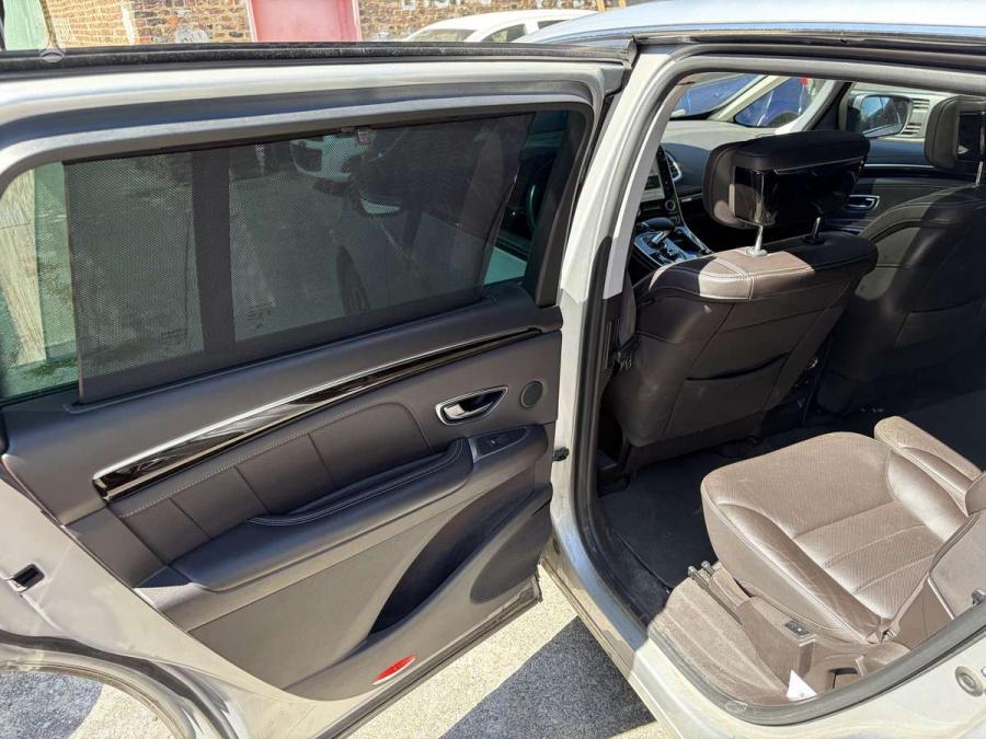 Pelēks Renault Espace 2015 Ukmergė, ar dzinēja tilpumu 1.60 L un nobraukumu 203 tūkst. km par 5150 €, foto 12 vietnē AUTOMOTO.COM.LV