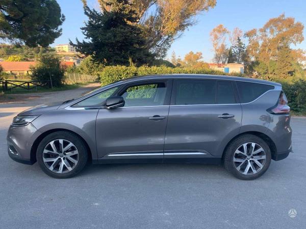 Grey Renault Espace 2015 in Kaunas, with an engine capacity of 1.60 L and mileage of 280 thousand km for 6899 €, photo 5 on AUTOMOTO.COM.LV