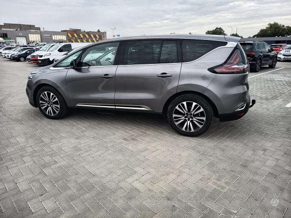 Pelēks Renault Espace 2015 Tauragė, ar dzinēja tilpumu 1.60 L un nobraukumu 244 tūkst. km par 7000 €, foto 7 vietnē AUTOMOTO.COM.LV