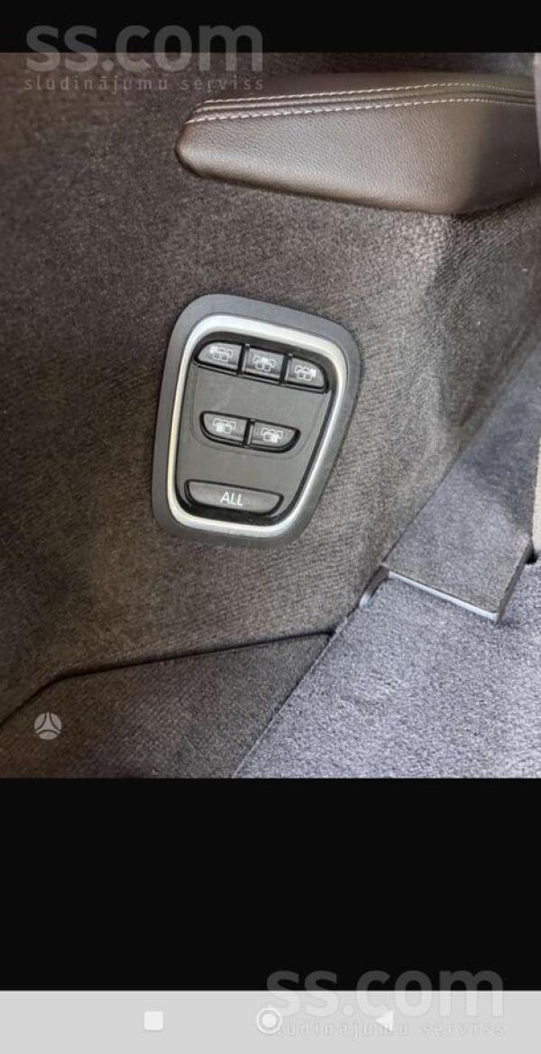 Renault Espace 2015 in Riga on AUTOMOTO.COM.LV Grey Renault Espace 2015 in Riga, with an engine capacity of 1.60 L and mileage of 244 thousand km for 9300 €, photo 10 on AUTOMOTO.COM.LV