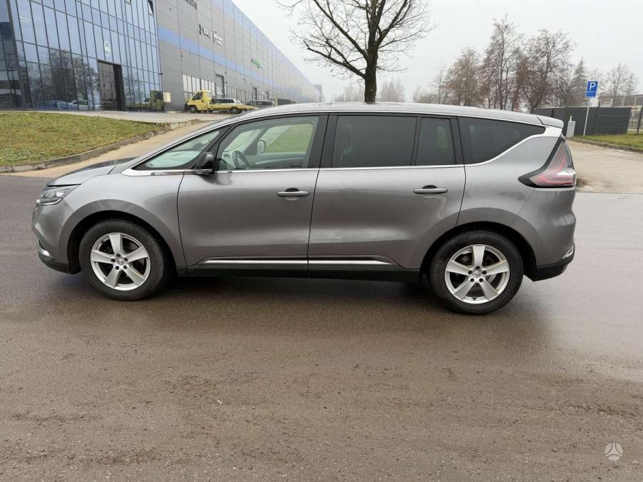 Pelēks Renault Espace 2016 Panevēža, ar dzinēja tilpumu 1.60 L un nobraukumu 269 tūkst. km par 8250 €, foto 10 vietnē AUTOMOTO.COM.LV