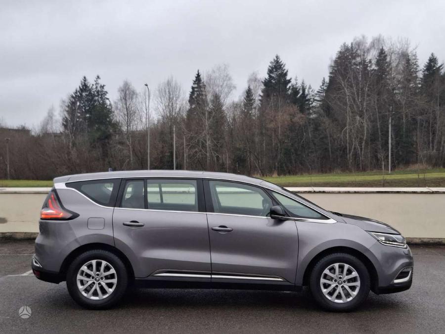 Grey Renault Espace 2016 in Vilnius, with an engine capacity of 1.60 L and mileage of 302 thousand km for 7200 €, photo 7 on AUTOMOTO.COM.LV