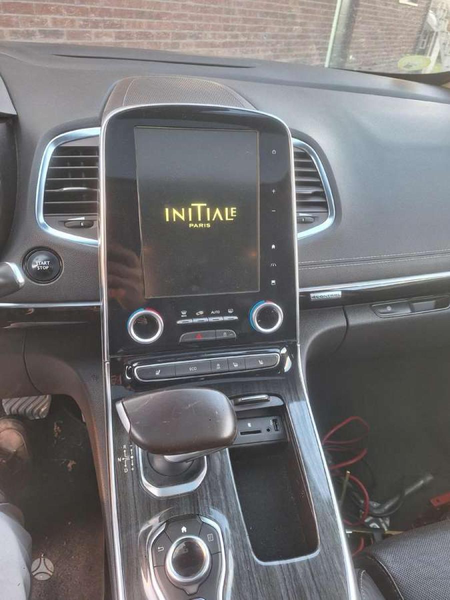 Pelēks Renault Espace 2016 Tauragė, ar dzinēja tilpumu 1.60 L un nobraukumu 150 tūkst. km par 6300 €, foto 4 vietnē AUTOMOTO.COM.LV