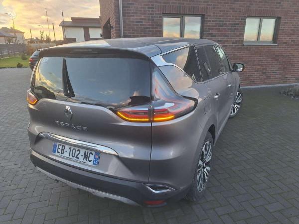 Grey Renault Espace 2016 in Taurage, with an engine capacity of 1.60 L and mileage of 150 thousand km for 6300 €, photo 9 on AUTOMOTO.COM.LV