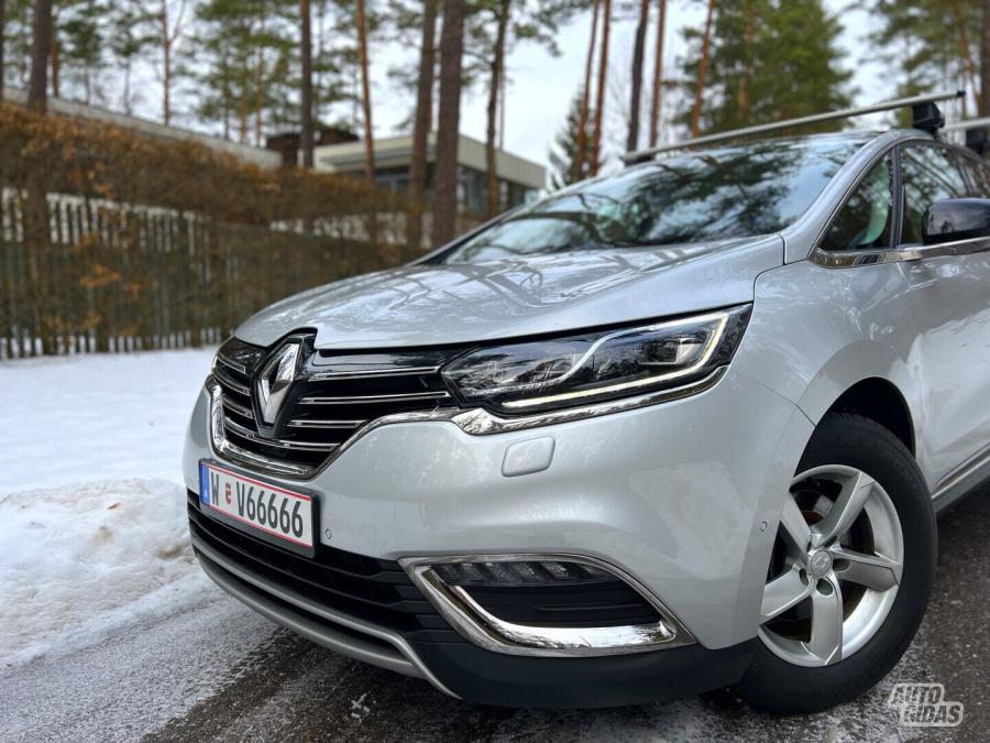 Grey Renault Espace 2016 in Vilnius, with an engine capacity of 1.60 L and mileage of 185 thousand km for 10750 €, photo 6 on AUTOMOTO.COM.LV