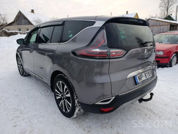 Grey Renault Espace 2016 in Rezekne, with an engine capacity of 1.60 L and mileage of 326 thousand km for 10500 €, photo 7 on AUTOMOTO.COM.LV