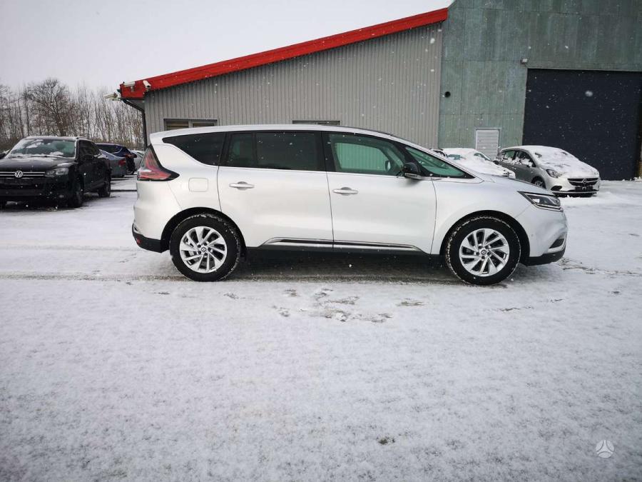 Pelēks Renault Espace 2016 Radviliškis, ar dzinēja tilpumu 1.62 L un nobraukumu 125 tūkst. km par 12200 €, foto 5 vietnē AUTOMOTO.COM.LV