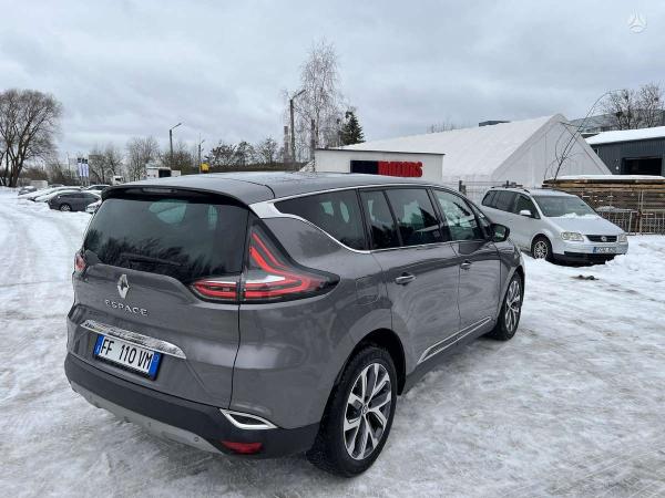 Grey Renault Espace 2016 in Kaunas, with an engine capacity of 1.60 L and mileage of 230 thousand km for 10450 €, photo 4 on AUTOMOTO.COM.LV
