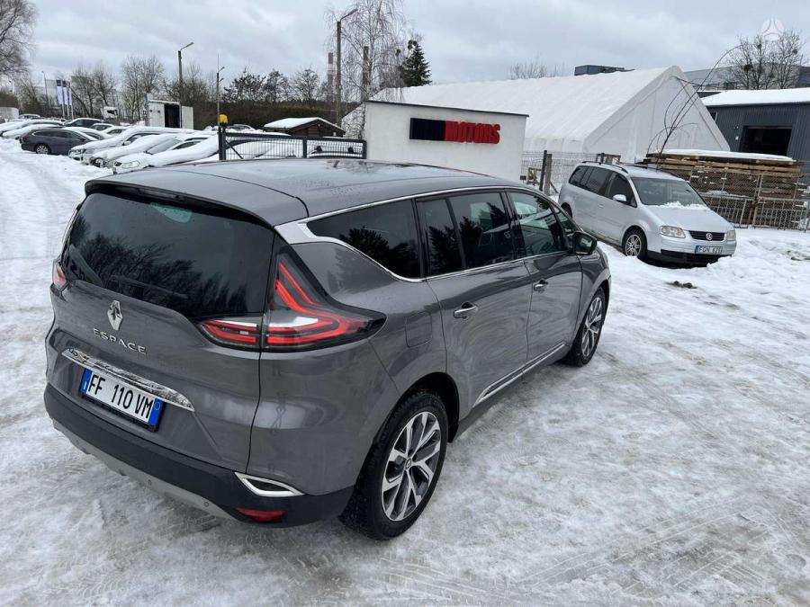 Grey Renault Espace 2016 in Kaunas, with an engine capacity of 1.60 L and mileage of 230 thousand km for 10450 €, photo 12 on AUTOMOTO.COM.LV