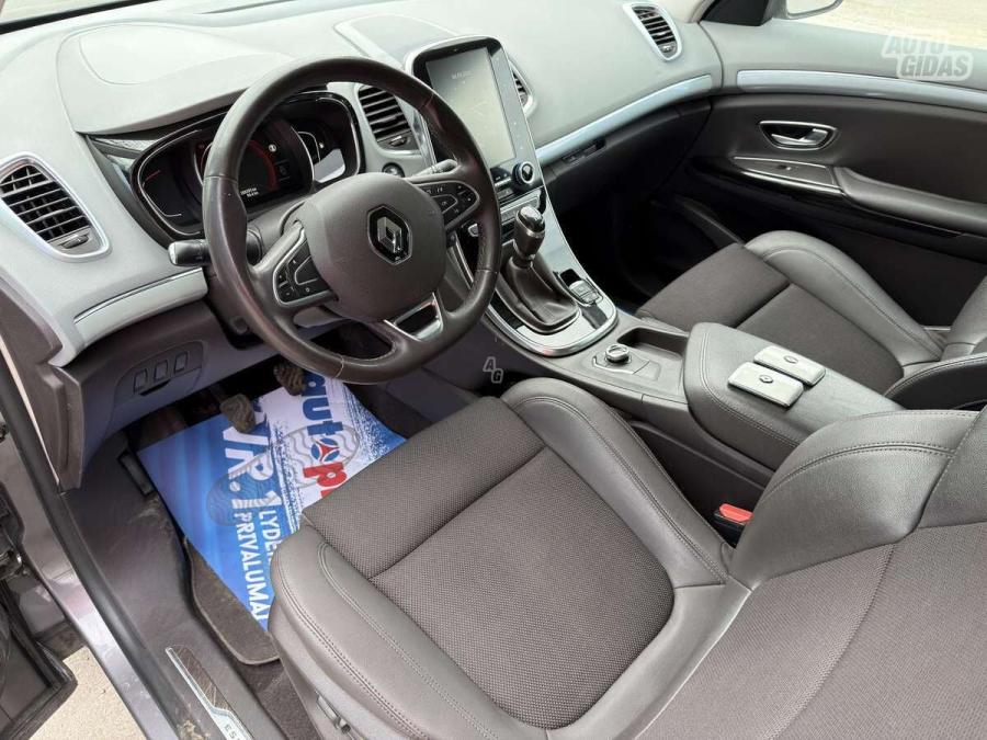 Grey Renault Espace 2016 in Kaunas, with an engine capacity of 1.60 L and mileage of 269 thousand km for 8250 €, photo 17 on AUTOMOTO.COM.LV
