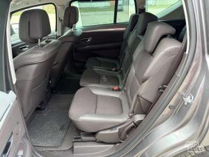 Grey Renault Espace 2016 in Kaunas, with an engine capacity of 1.60 L and mileage of 269 thousand km for 8250 €, photo 37 on AUTOMOTO.COM.LV