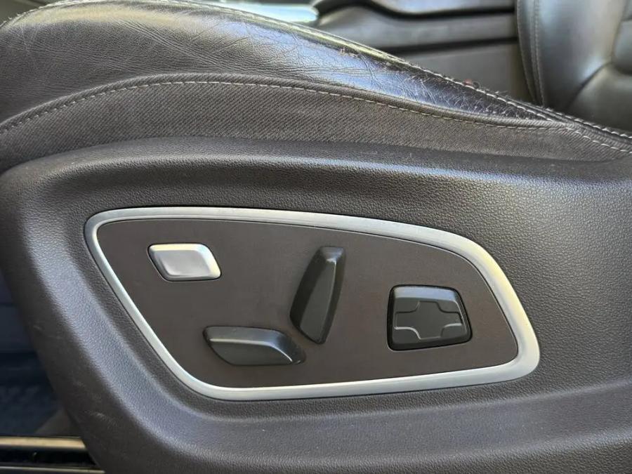 Pelēks Renault Espace 2016 Rēzekne, ar dzinēja tilpumu 1.60 L un nobraukumu 330 tūkst. km par 8990 €, foto 16 vietnē AUTOMOTO.COM.LV