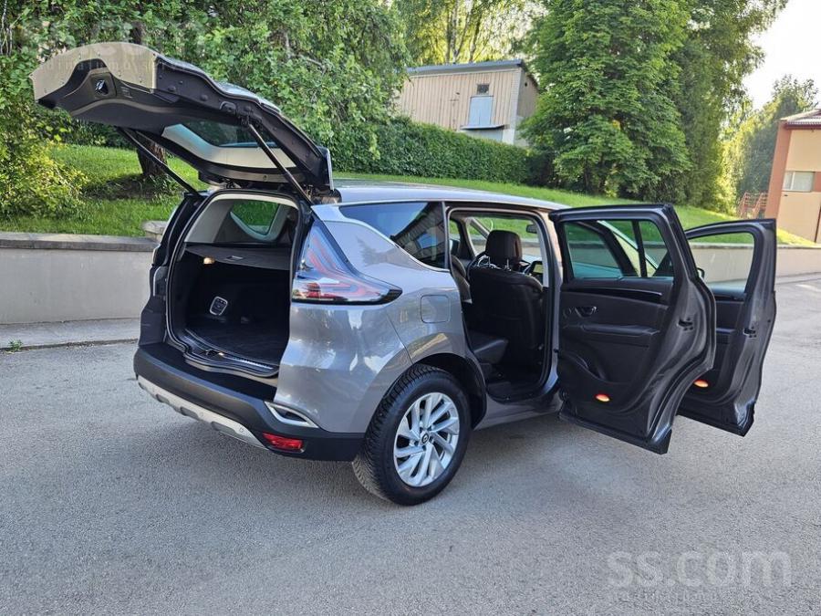Pelēks Renault Espace 2016 Jēkabpils, ar dzinēja tilpumu 1.60 L un nobraukumu 220 tūkst. km par 10990 €, foto 23 vietnē AUTOMOTO.COM.LV