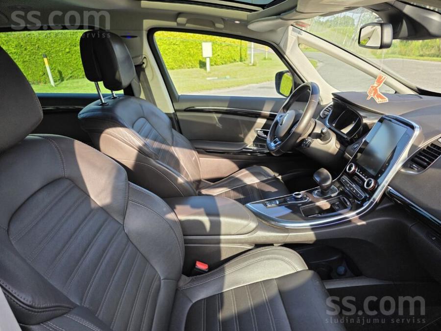 Pelēks Renault Espace 2016 Rīga, ar dzinēja tilpumu 1.60 L un nobraukumu 325 tūkst. km par 9500 €, foto 12 vietnē AUTOMOTO.COM.LV