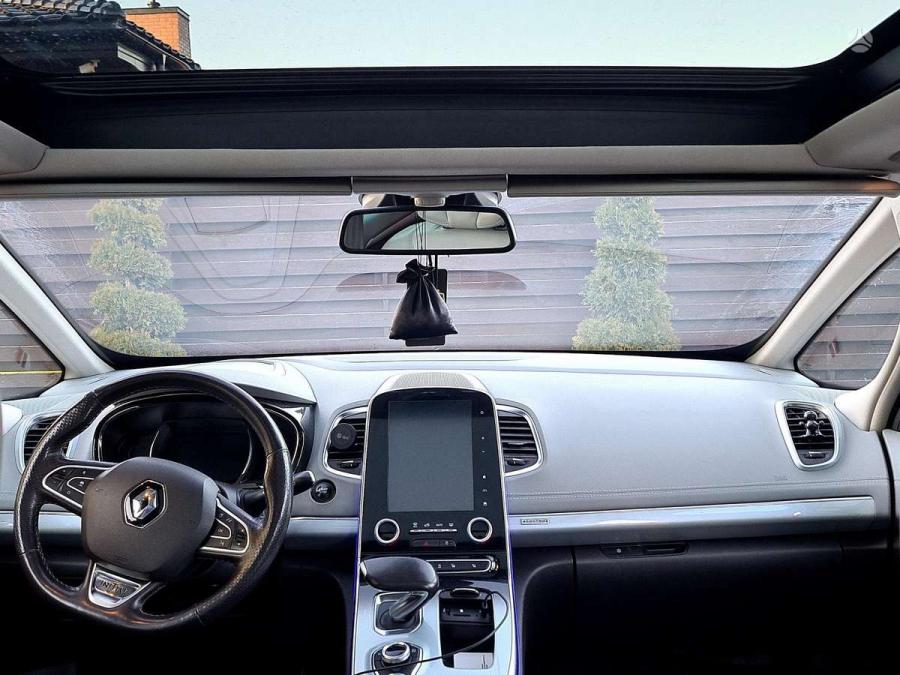 Grey Renault Espace 2016 in Kaunas, with an engine capacity of 1.60 L and mileage of 268 thousand km for 9600 €, photo 7 on AUTOMOTO.COM.LV