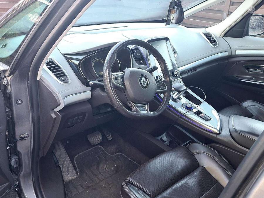Grey Renault Espace 2016 in Kaunas, with an engine capacity of 1.60 L and mileage of 268 thousand km for 9600 €, photo 8 on AUTOMOTO.COM.LV