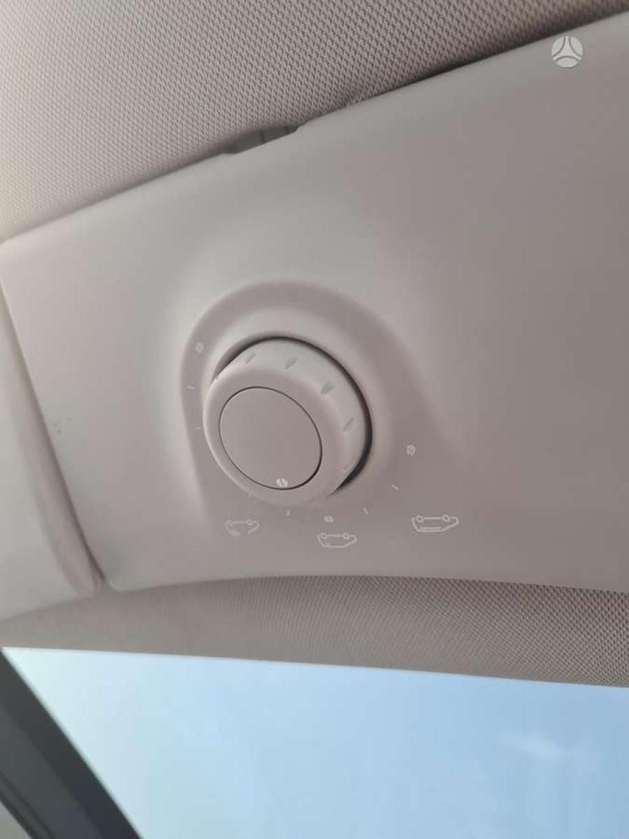 Grey Renault Espace 2016 in Kaunas, with an engine capacity of 1.60 L and mileage of 268 thousand km for 9600 €, photo 25 on AUTOMOTO.COM.LV