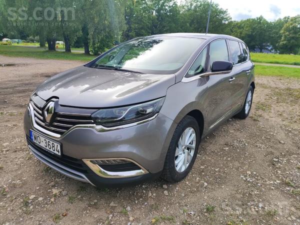 Renault Espace 2016 in Valmiera on AUTOMOTO.COM.LV Grey Renault Espace 2016 in Valmiera, with an engine capacity of 1.60 L and mileage of 217 thousand km for 9500 €, photo 5 on AUTOMOTO.COM.LV