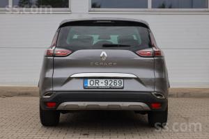 Grey Renault Espace 2016 in Riga, with an engine capacity of 1.60 L and mileage of 217 thousand km for 12995 €, photo 8 on AUTOMOTO.COM.LV