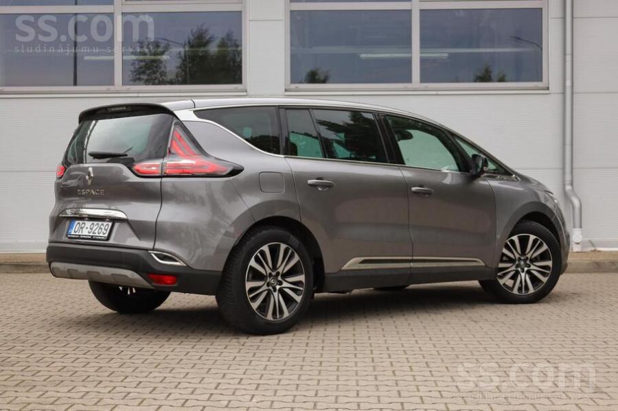 Grey Renault Espace 2016 in Riga, with an engine capacity of 1.60 L and mileage of 217 thousand km for 12995 €, photo 9 on AUTOMOTO.COM.LV