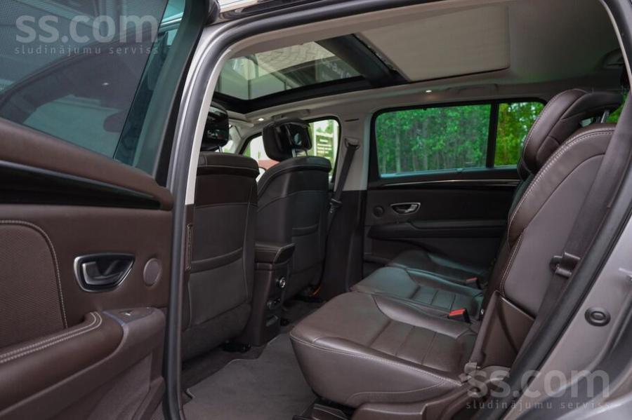 Grey Renault Espace 2016 in Riga, with an engine capacity of 1.60 L and mileage of 217 thousand km for 12995 €, photo 21 on AUTOMOTO.COM.LV