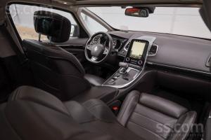Grey Renault Espace 2016 in Riga, with an engine capacity of 1.60 L and mileage of 217 thousand km for 12995 €, photo 26 on AUTOMOTO.COM.LV