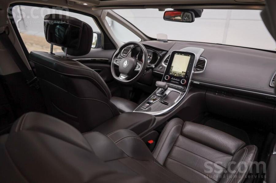 Grey Renault Espace 2016 in Riga, with an engine capacity of 1.60 L and mileage of 217 thousand km for 12995 €, photo 26 on AUTOMOTO.COM.LV
