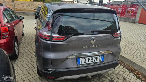 Renault Espace 2016 in Sirvintos on AUTOMOTO.COM.LV Grey Renault Espace 2016 in Sirvintos, with an engine capacity of 1.60 L and mileage of 313 thousand km for 6700 β¬, photo 4 on AUTOMOTO.COM.LV